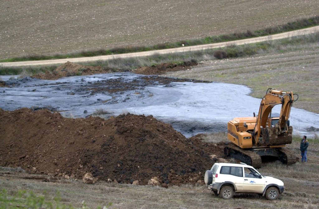 Ecologistas: toneladas de lodo podrían combustionar en planta de Getafe