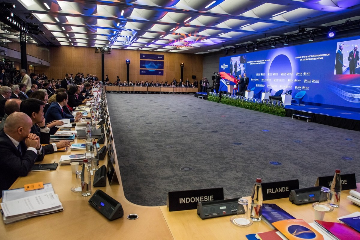 Fundación Aquae y OCDE lanzan beca de formación gobernanza del agua