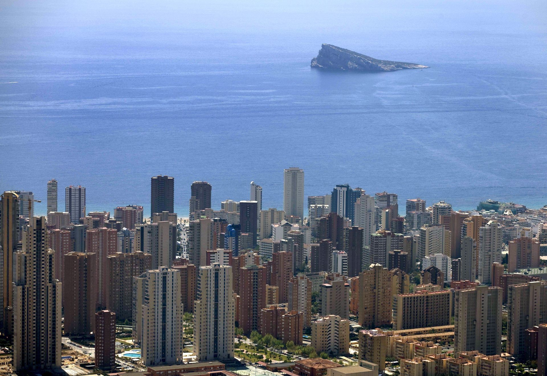 Un 'Madrid Central' en Benidorm para bajar emisiones en centro y ante ...