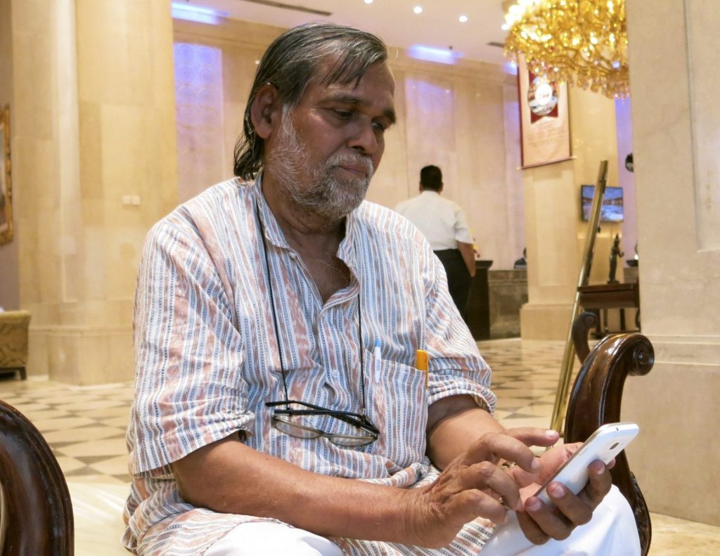 Samantara, premio Goldman, pide "equilibrio entre ecología y desarrollo"