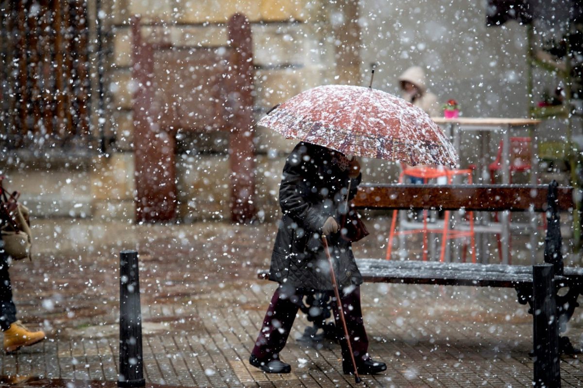 Una entrada de aire muy frio desplomará la cota de nieve por debajo de ...