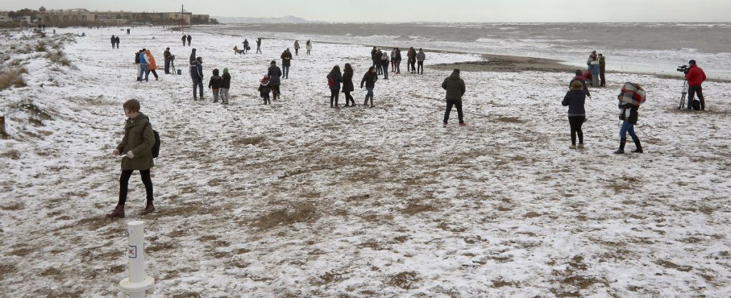 Ola frío sigue mañana con copiosas nevadas en este peninsular y heladas