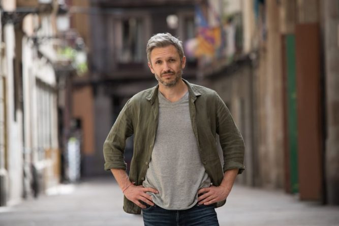Jason Hickel: Estoy a favor de un 'Green New Deal', sus principios son ...